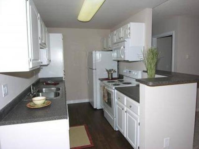 2 Beds Rancho Hills