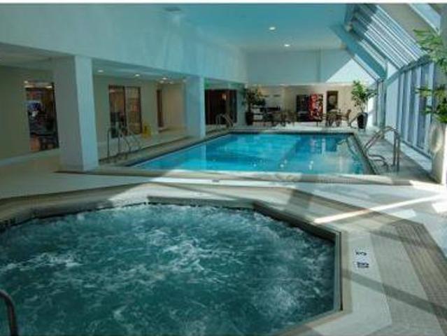 2 Beds Residences at Keystone Crossing, The