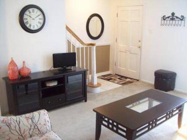 2 Beds Warson Village Townhouse Apartments