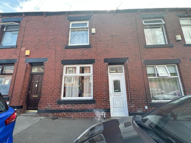 2 beds Terraced £875 pcm To Let Kensington Street, Deeplish, Rochdale
