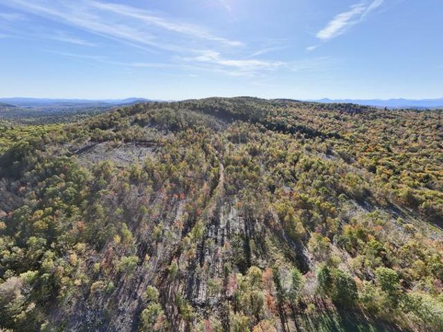 2 Beech Hill Rd E, Waterford, ME 04088