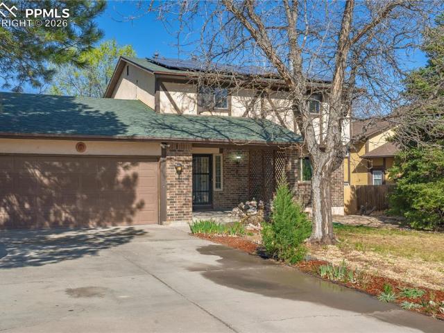 2 Bellflower Ct, Pueblo, CO 81001 | MLS #7977 | Compass