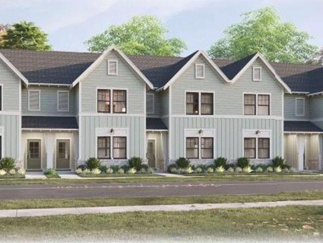 2 Bennett Ln, Auburn, AL 36832