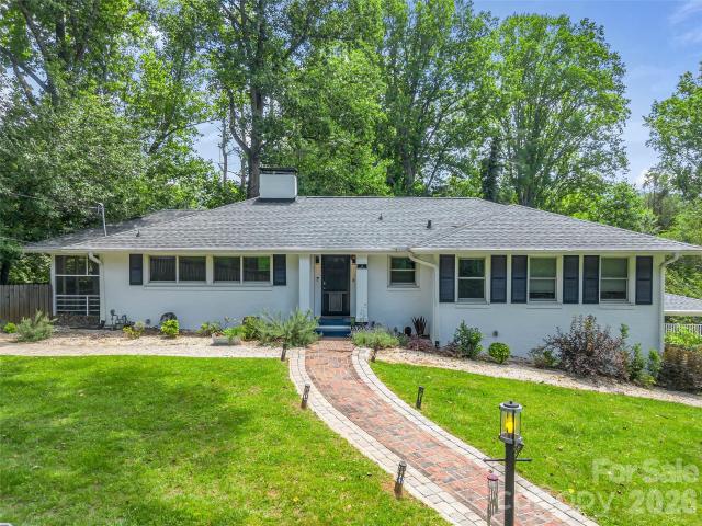 2 Bevlyn Drive