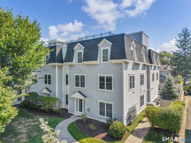 2 Bishop Rd Apt 204, West Hartford, CT 06119
