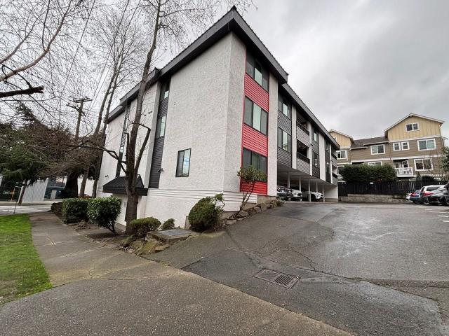 2 BLOCKS TO GREEN LAKE PARK! 1 Bedroom Apartment for Rent at 500 Ne 70th St, Seattle, WA 98115 Green Lake