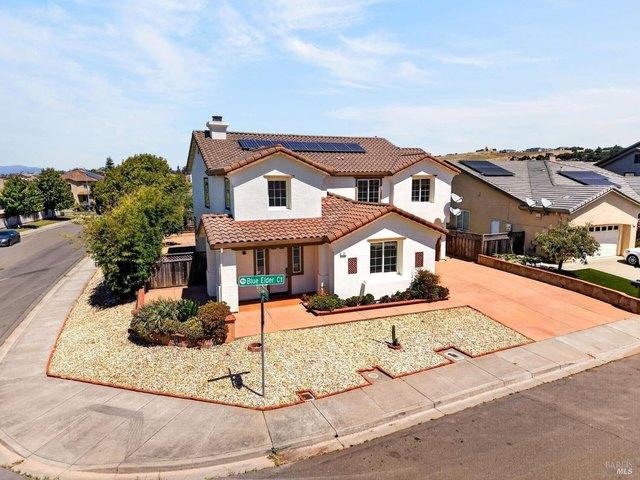 2 Blue Elder Ct, American Canyon, CA 94503