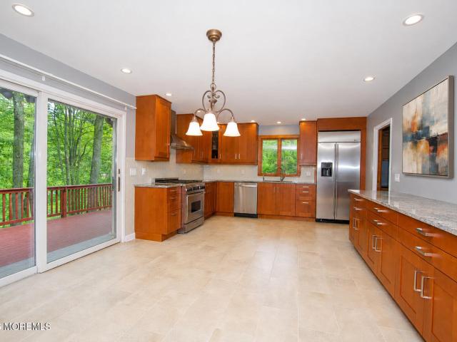2 Borden Road