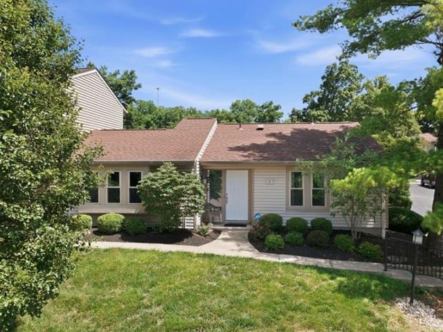 2 Boxwood Ct, Cincinnati, OH 45246