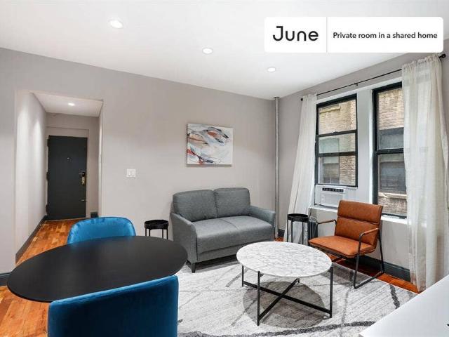 2 BR in New York City