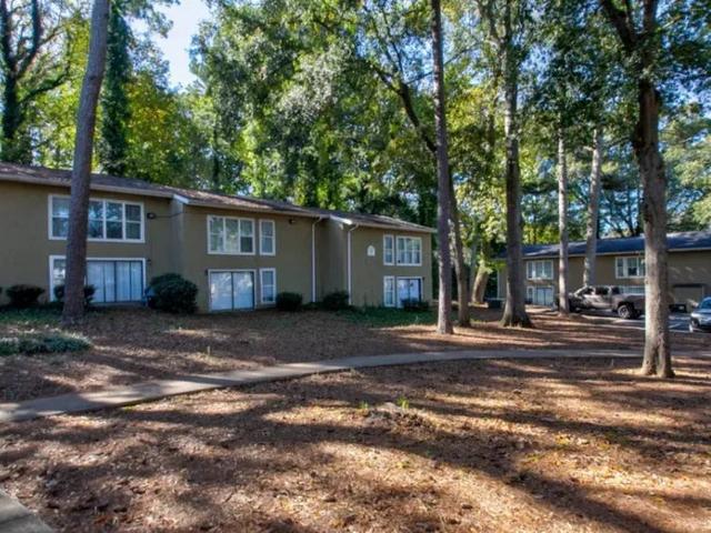 2 BR in Atlanta