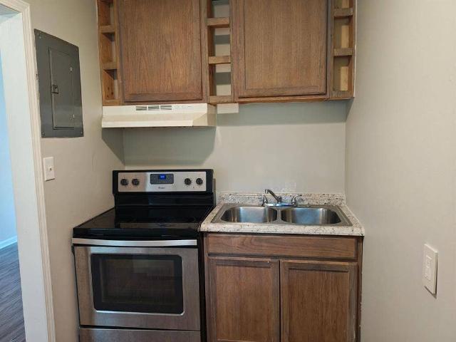 2 BR in Greensboro