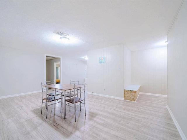 2 BR in Pasadena