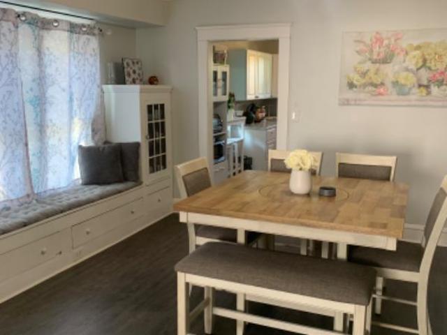 2 BR unit available in beautiful LakewoodOhio!