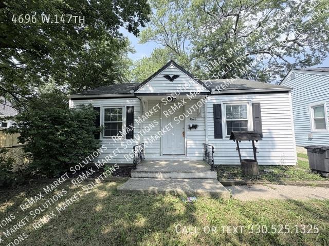 2 BR, 1 BA Apartment 4696 W.147th, Cleveland, OH 44135