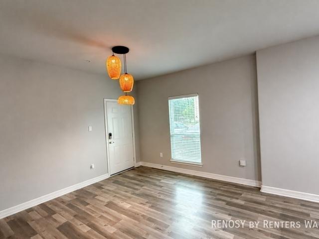 2 BR, 0 BA Apartment 7823 Gladstone Street, Houston, TX 77051