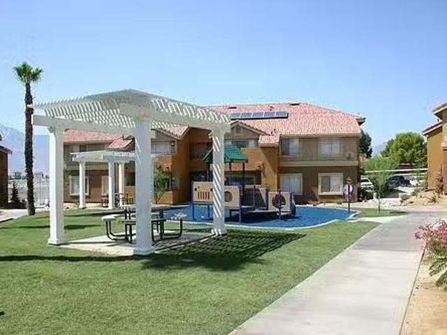 2 BR 1.0 BA 66950 Ironwood Drive
