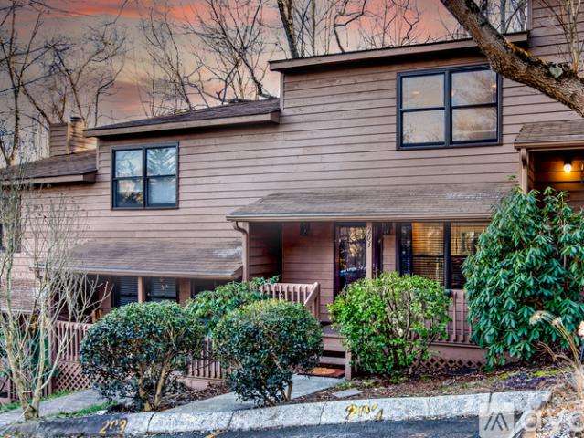 2 BR, 1.2 BA Apartment 203 Buck Cove Terrace, Unit 203, Asheville, NC 28805