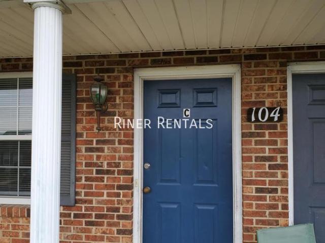2 BR, 1.5 BA Apartment 104 C Weeping Willow Lane, Bridgewater, VA 22812