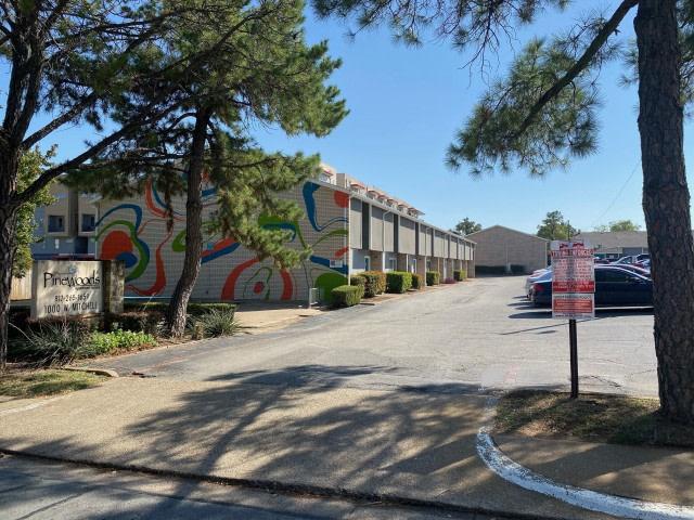 2 BR, 1.5 BA Apartment 1000 W Mitchell St Unit 252, Arlington, TX 76013