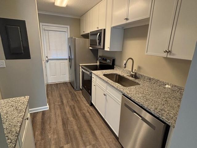 2 BR, 1.5 BA Apartment 1000 Sea Island Rd, Unit 4, St. Simons Island, GA 31522