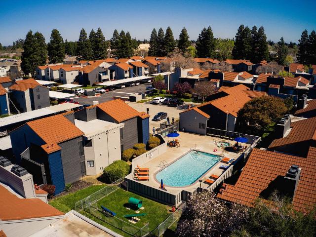 2 BR, 1.5 BA Apartment 100 Summerfield Dr Unit 277, Vacaville, CA 95687