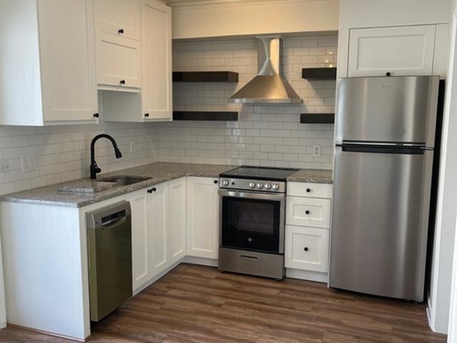 2 BR, 1.5 BA Apartment 101 Royal Forest Court, Unit Winston Salem, NC 27104