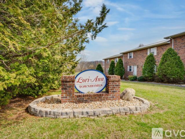 2 BR, 1.5 BA Apartment 118 Lori Ann Dr, Unit 2, Johnson City, TN 37601