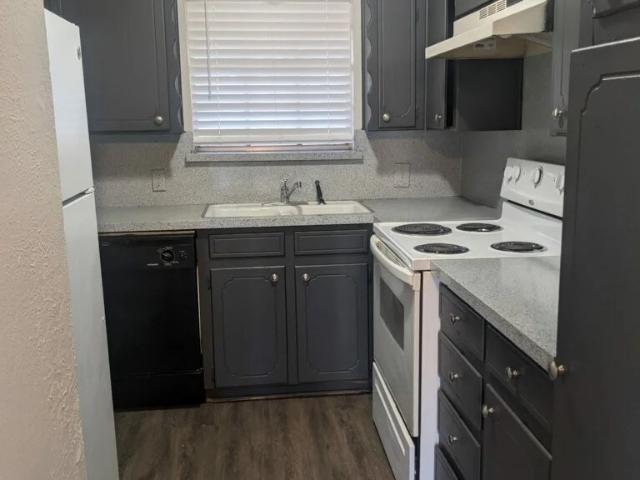 2 BR, 1.5 BA Apartment 110 Northridge Dr Office #300 Unit 1 115, Cleburne, TX 76033