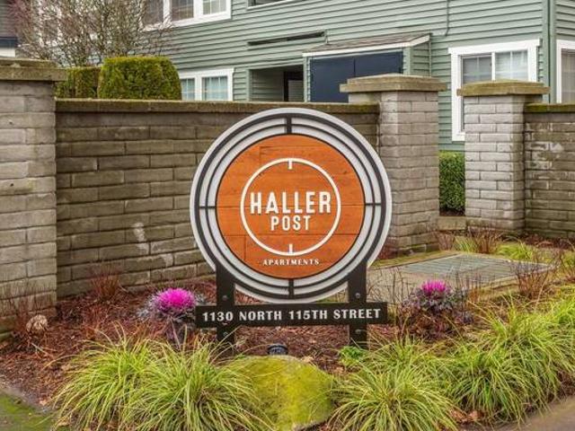 2 BR, 1.5 BA Apartment 1130 North 115th Street Unit 325, Seattle, WA 98133