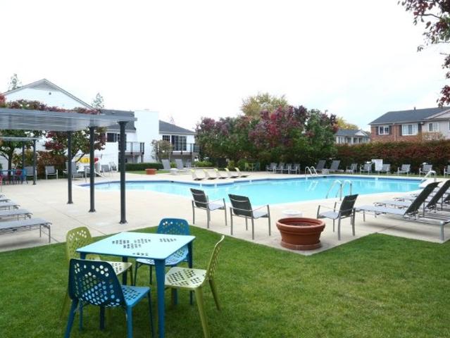 2 BR, 1.5 BA Apartment 1245 Astor Ave Unit 13104611, Ann Arbor, MI 48104