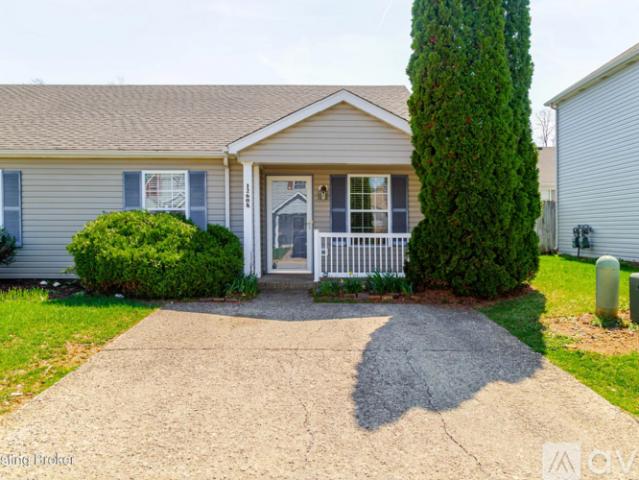 2 BR, 1.5 BA Apartment 12608 Westport Ridge Way, Unit 12608, Louisville, KY 40245