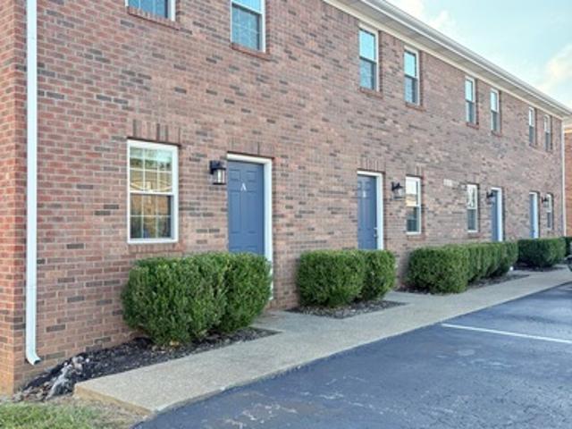 2 BR, 1.5 BA Apartment 121 Hillridge Ct, Unit C, Bowling Green, KY 42101