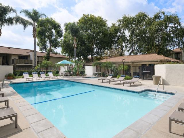 2 BR, 1.5 BA Apartment 1221 North Vineyard Avenue Unit 005, Ontario, CA 91764