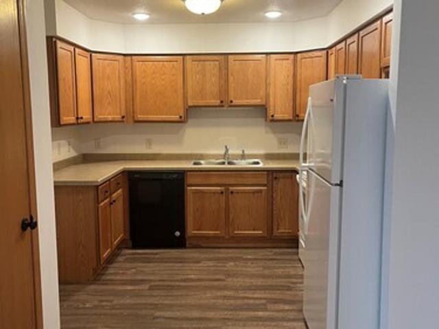 2 BR, 1.5 BA Apartment 1222 Balsam Ave, Unit 5, Tomah, WI 54660