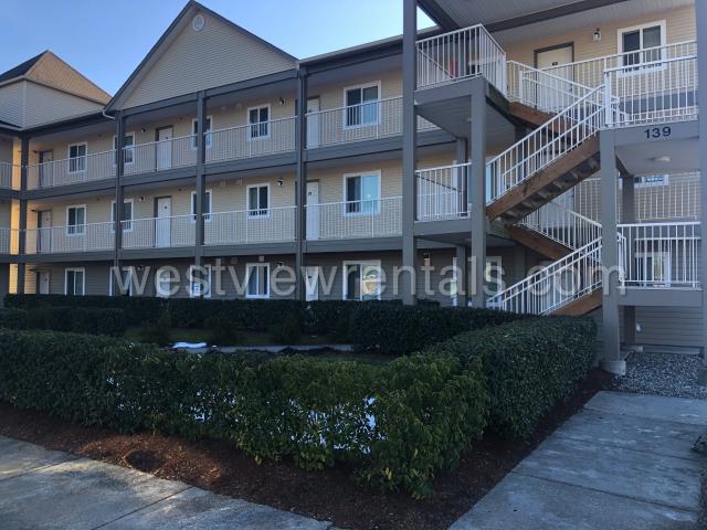 2 BR, 1.5 BA Apartment 139 Prince Ave, Bellingham, WA 98226