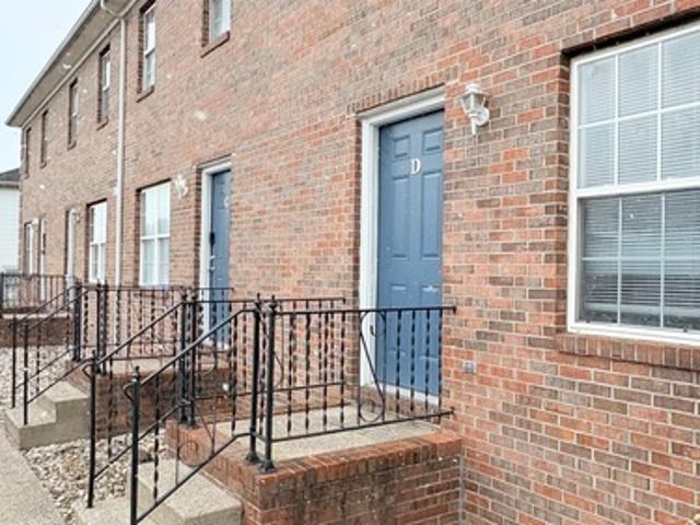 2 BR, 1.5 BA Apartment 130 Bright St, Unit D, Bowling Green, KY 42104