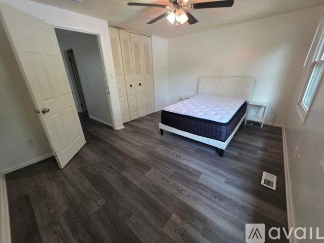 2 BR, 1.5 BA Apartment 1326 Vanasse Ct, Unit, Hampton, VA 23666