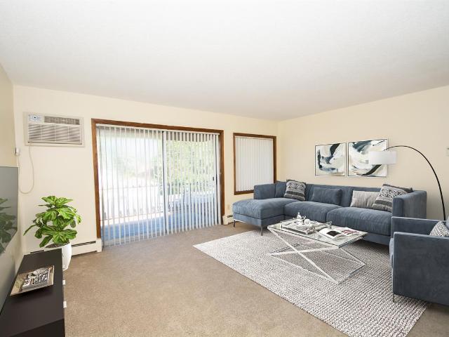 2 BR, 1.5 BA Apartment 1328 Lake St NE Unit 4000 413, Hopkins, MN 55343