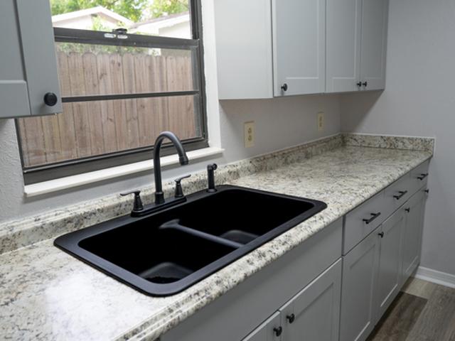 2 BR, 1.5 BA Apartment 1331 East Fort King Street, Unit 3, Ocala, FL 34471