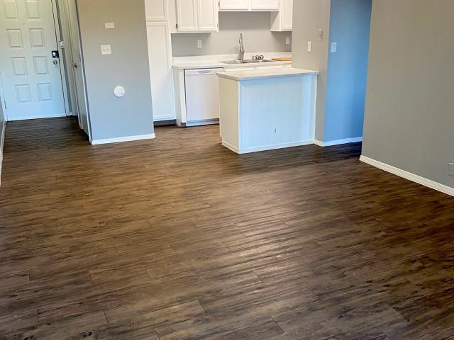 2 BR, 1.5 BA Apartment 1335 Ortiz Dr SE, Albuquerque, NM 87108