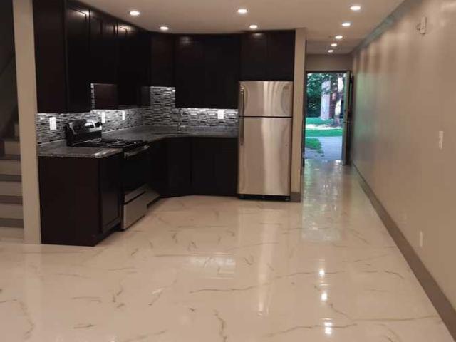 2 BR, 1.5 BA Apartment 149 Union Street Unit: 149 01, Bristol, CT 06010