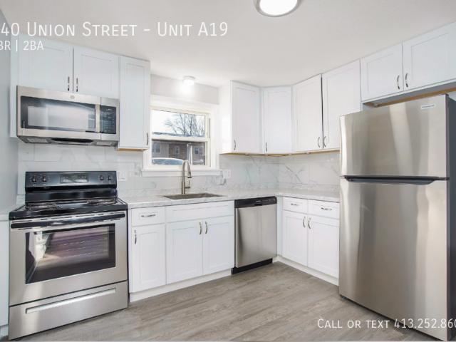 2 BR, 1.5 BA Apartment 140 Union Street, Westfield, MA 01085
