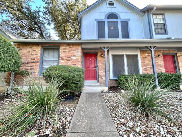 2 BR, 1.5 BA Apartment 1411 Gracy Farms Lane, Austin, TX 78758