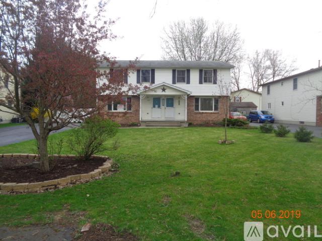 2 BR, 1.5 BA Apartment 1425 Como Park Blvd, Unit Left, Depew, NY 14043