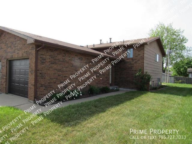 2 BR, 1.5 BA Apartment 1428 E Beloit Ave, Salina, KS 67401
