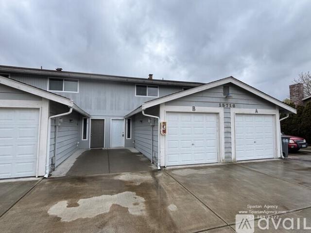 2 BR, 1.5 BA Apartment 15716 63rd St Ct E, Unit B, Sumner, WA 98390