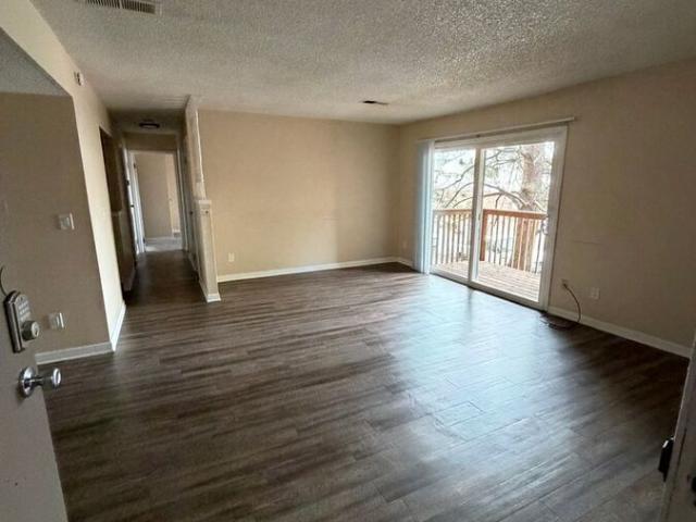 2 BR, 1.5 BA Apartment 15800 E 13th Pl, Aurora, CO 80011