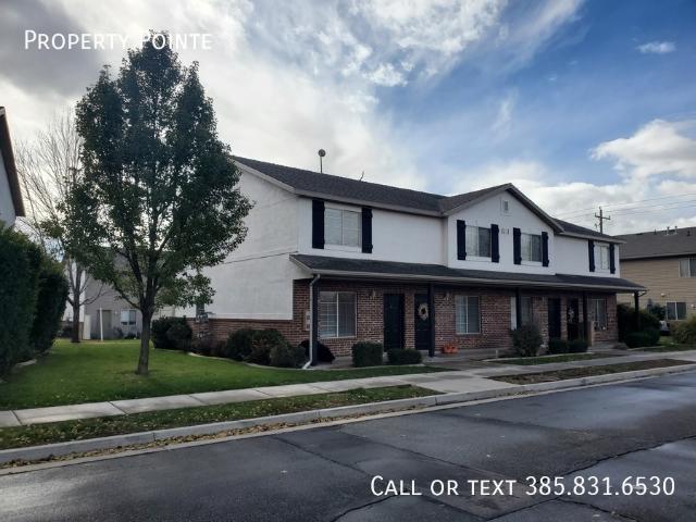 2 BR, 1.5 BA Apartment 1581 South 2000 West, Syracuse, UT 84075