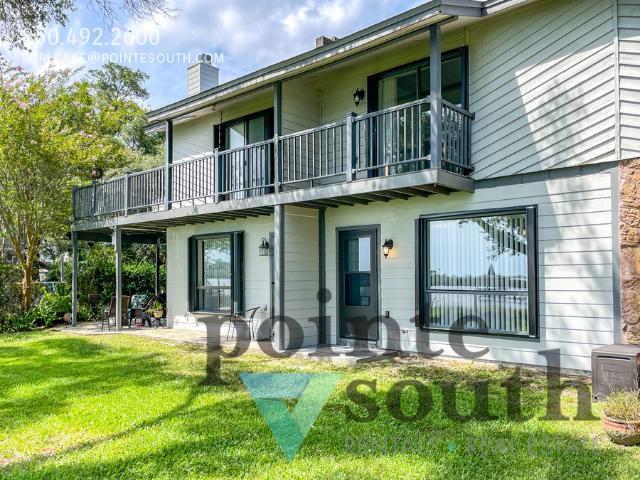 2 BR, 1.5 BA Apartment 15021 Innerarity Point Rd, Pensacola, FL 32507